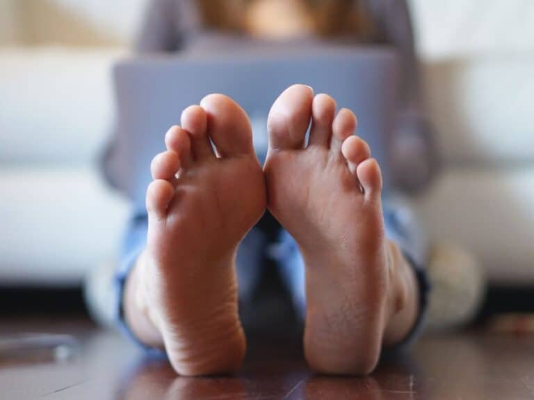 Instafeet | Explore the Controversy and Its Purpose